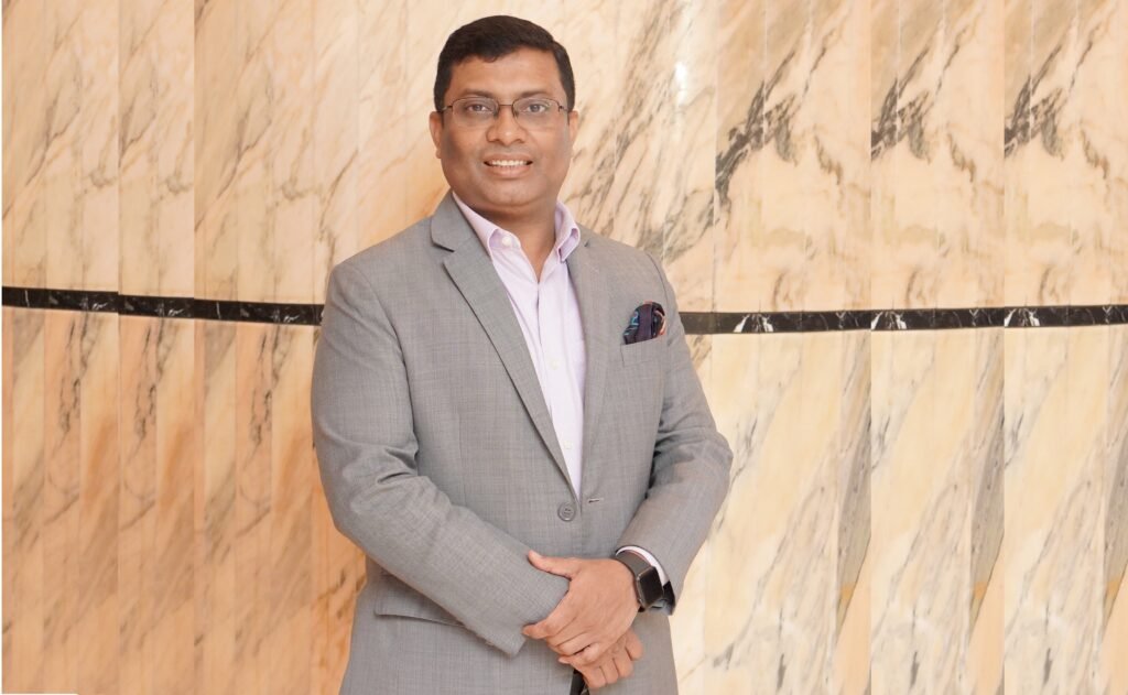 Md. Shakawath Hossain Honored as "Best Hospitality Icon" at the First-Ever American Curry Awards ...